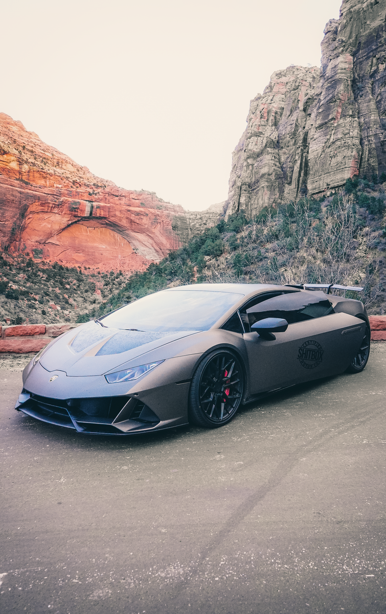 Black Market Race Super Car Parts Carbon Fiber Wings and Splitters